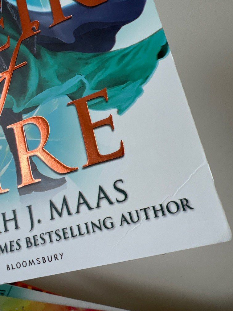 Sarah J Maas Heir Of Fire Hobbies And Toys Books And Magazines Fiction