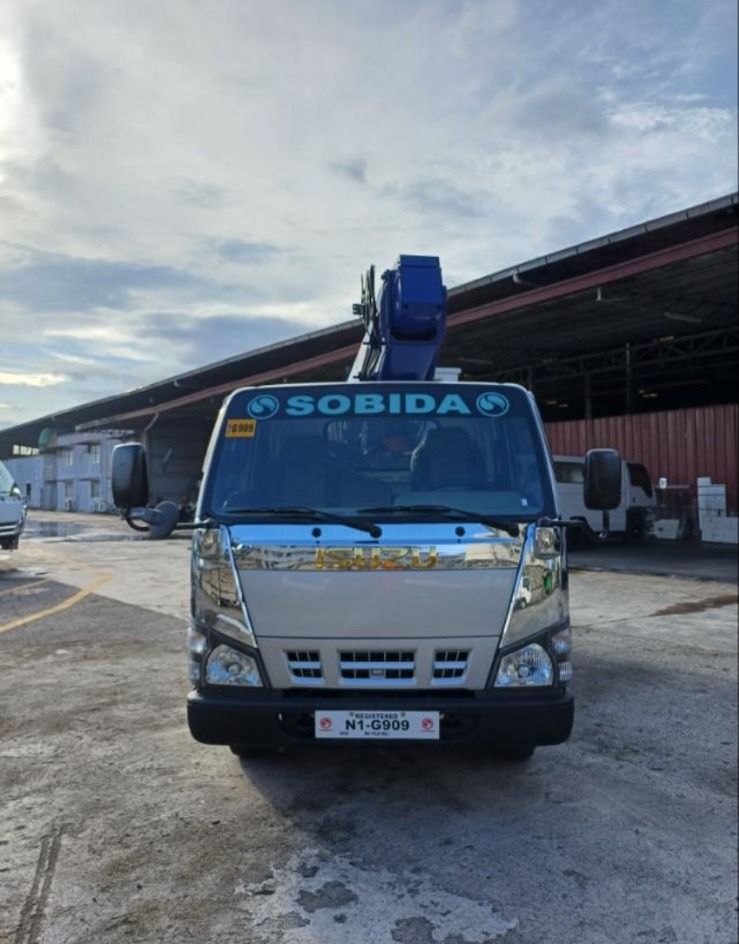 Sobida Isuzu Elf NKR 4HL1 Manlifter N-series canter 300 series tornado ...