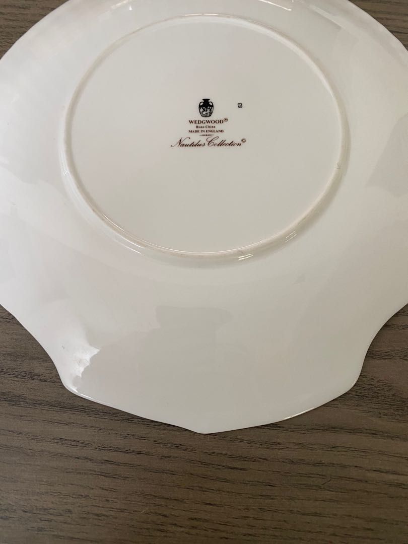 Wedgwood Shell Plate Made in England Bone China, Furniture & Home ...