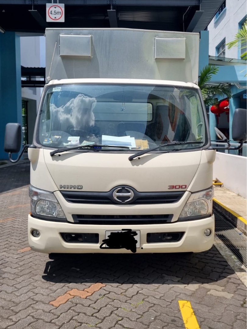 14ft lorry For Sale | Buy 100+ 14ft lorry online | Carousell Singapore