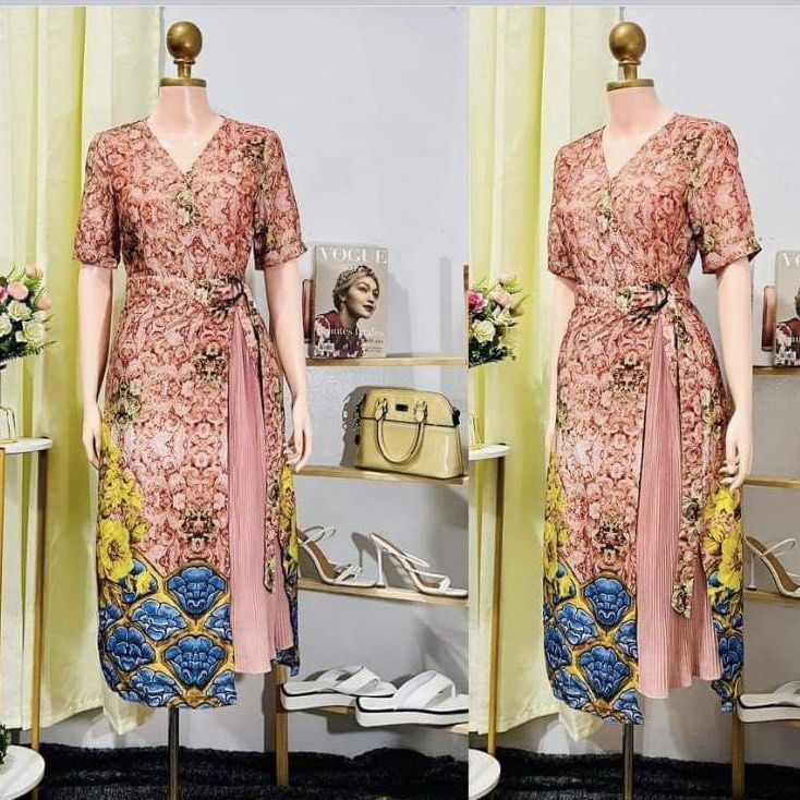 Coco Ribbon Batik Style Printed Dress with Pleats Details, Women's Fashion, Dresses & Sets ...