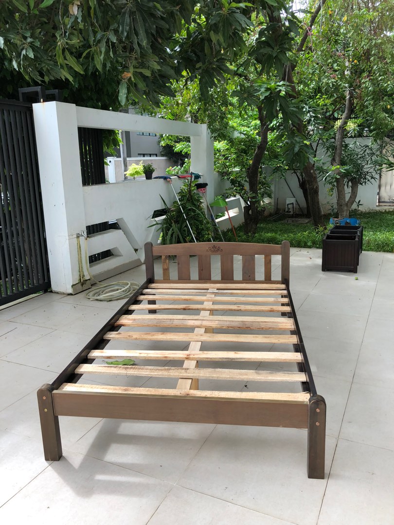 Dipan Divan Kasur 120x200 Ranjang Tempat Tidur Minimalis Stok banyak ...