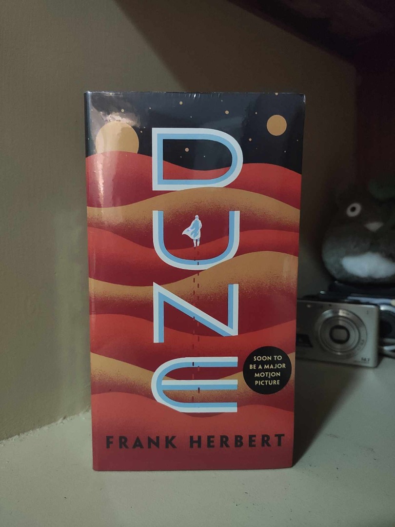 Dune by Frank Herbert, Hobbies & Toys, Books & Magazines, Fiction & Non ...
