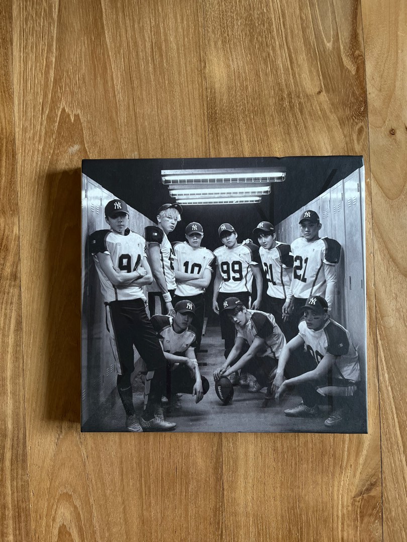 EXO The 2nd REPACKAGE Album , 書籍、休閒與玩具, 收藏、紀念品, K-Pop在旋轉拍賣