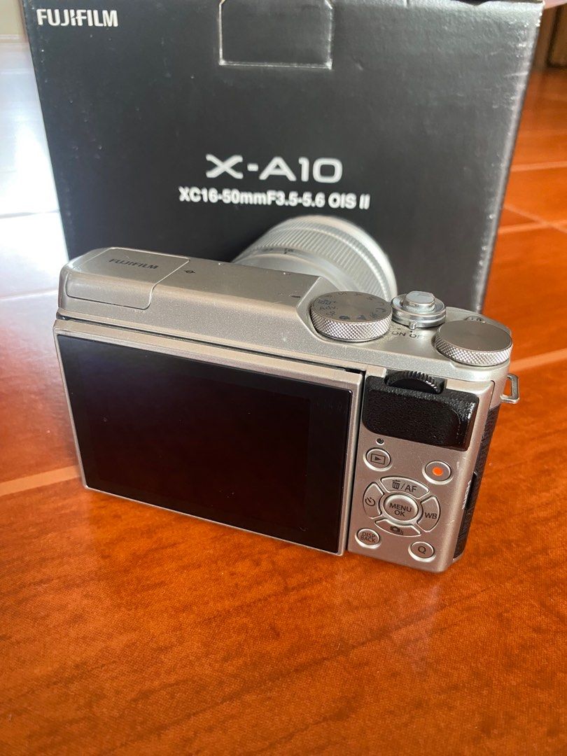 Fujifilm X-A10, Photography, Cameras on Carousell