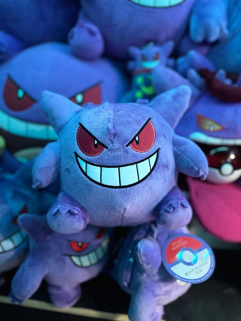 Gengar Tissue Holder, Hobbies & Toys, Toys & Games on Carousell