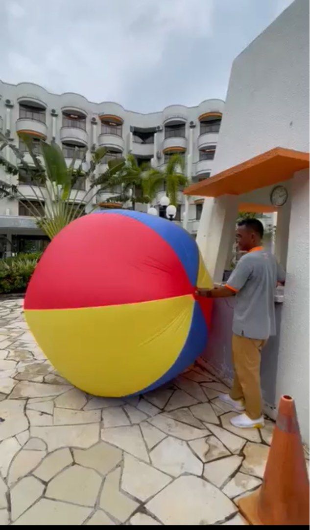Giant beach ball, Hobbies & Toys, Travel, Travel Essentials ...