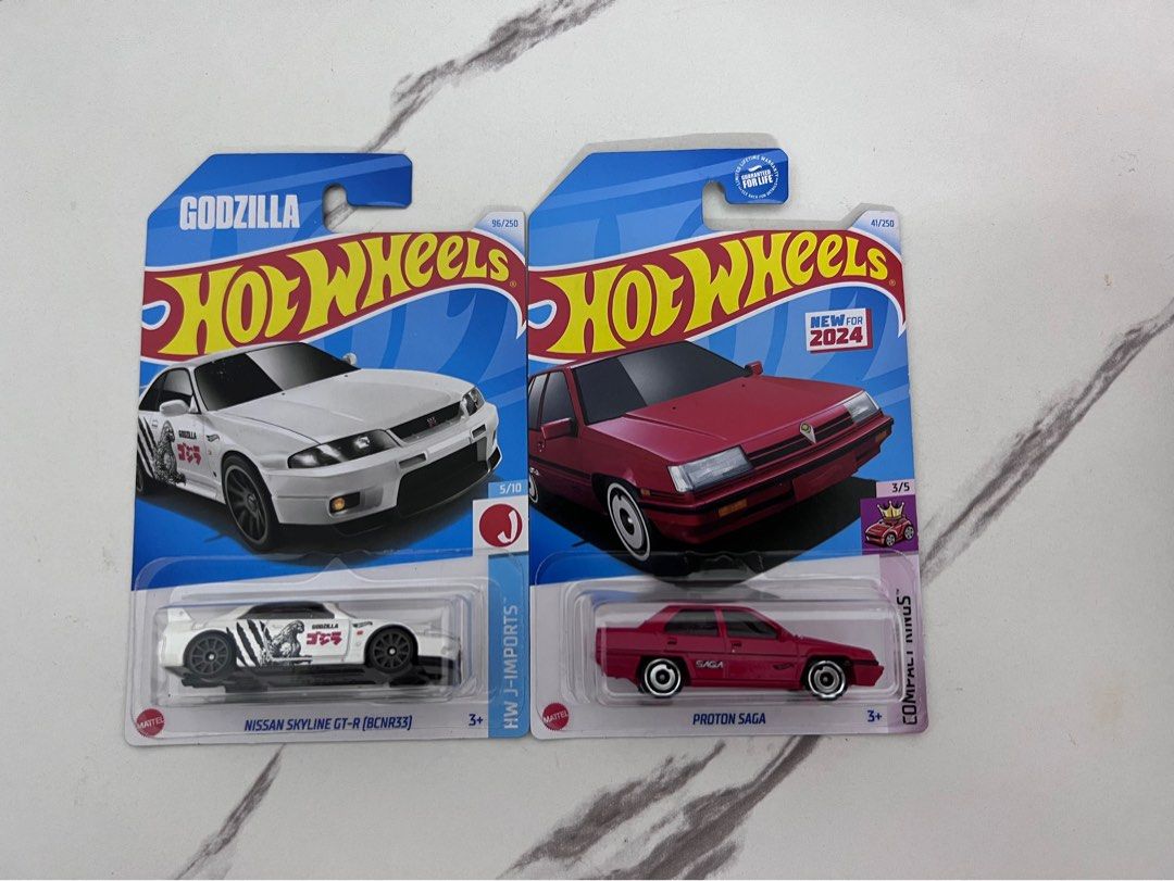 Hotwheels US card proton saga and Godzilla skyline lot, Hobbies & Toys ...