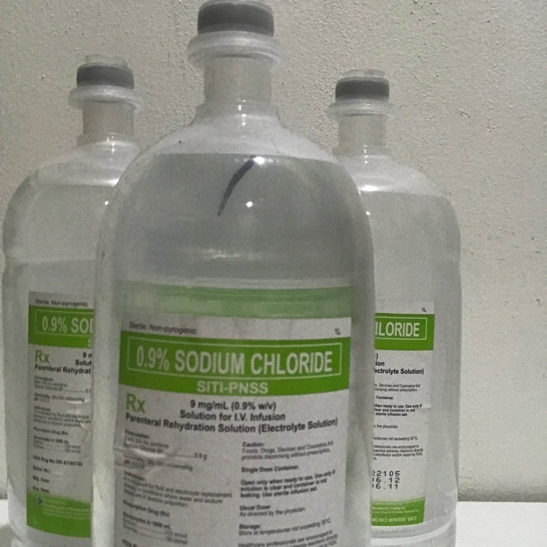 IV Fluid 0.9 Sodium chloride (1 Liter), Health & Nutrition, Assistive ...