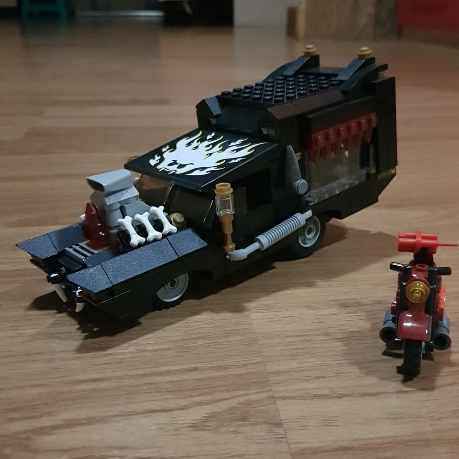 lego 9464 - monster fighters - vampyre hearse, Toys & Collectibles ...