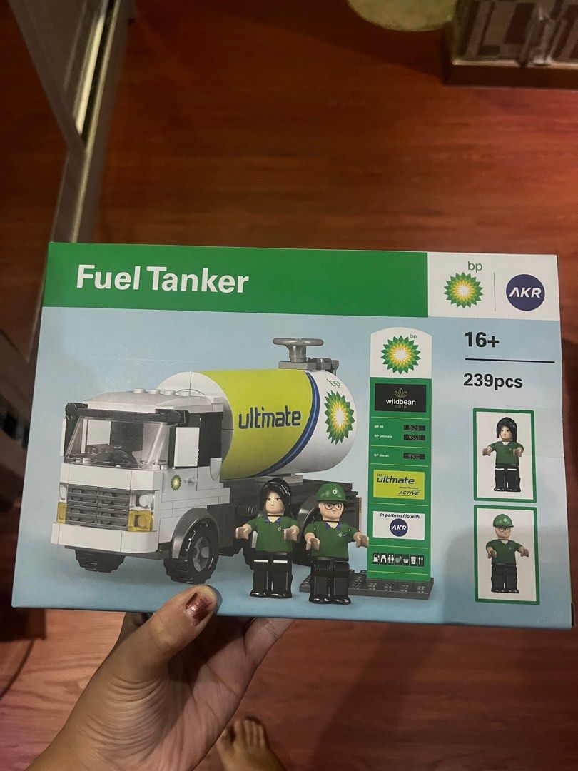 Lego BP Fuel Tanker (LIMITED EDITION), Barang Yang Dicari di Carousell
