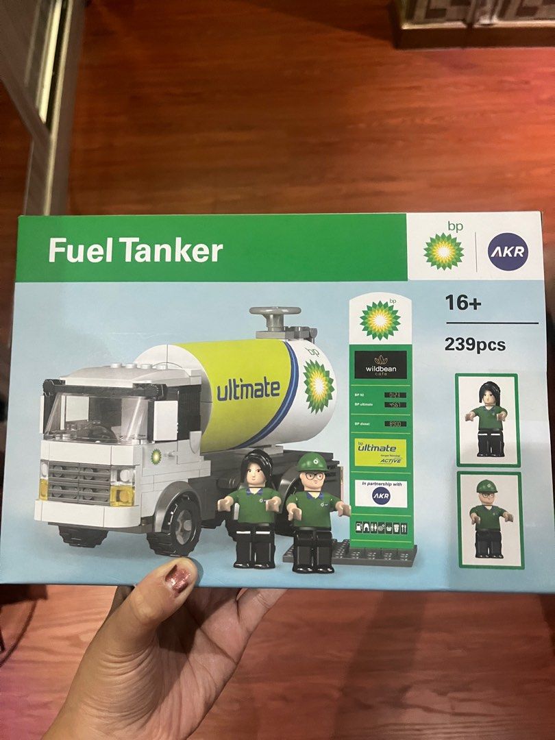 Lego BP Fuel Tanker (LIMITED EDITION), Barang Yang Dicari di Carousell