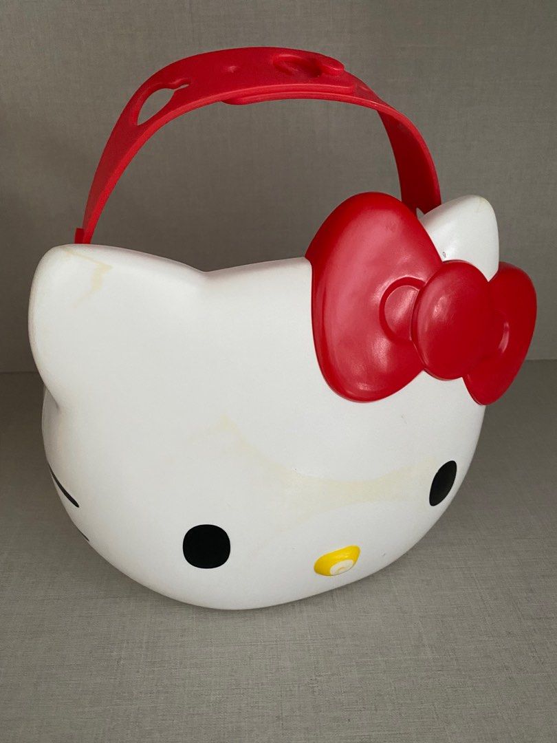 Macdonald’s Hello Kitty bucket, Hobbies & Toys, Toys & Games on Carousell