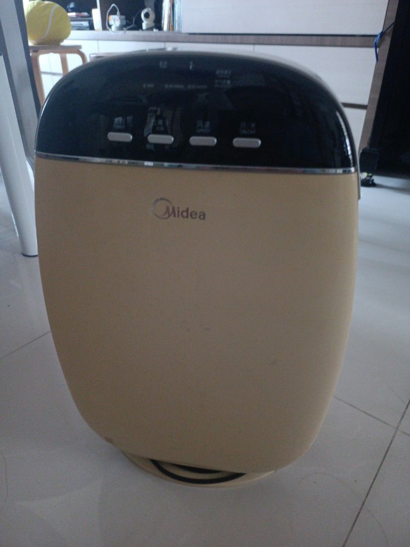 Midea Air purifier, TV & Home Appliances, Air Purifiers & Dehumidifiers on Carousell