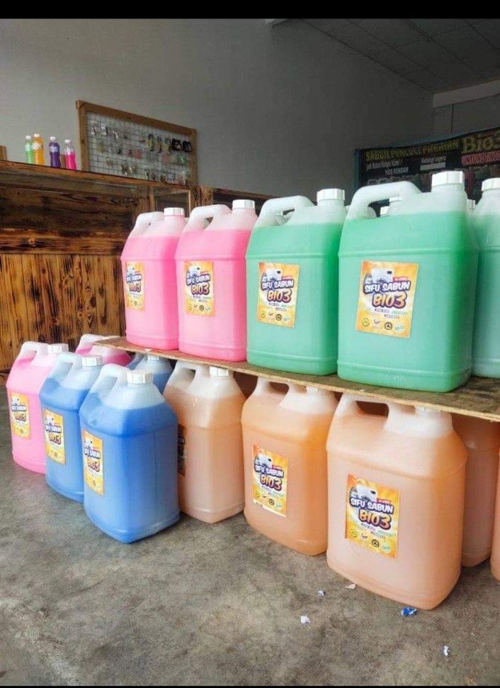 Sabun Kain Liquid Detergent 10kg, Furniture & Home Living, Cleaning ...