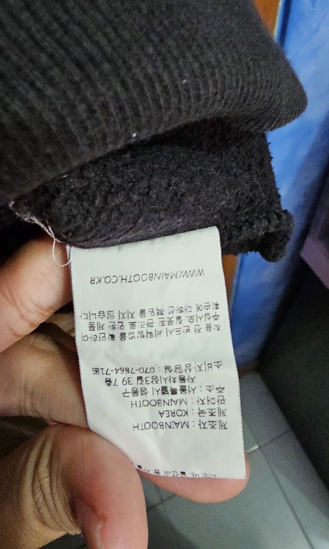 Sweater Main Booth Korea, Fesyen Pria, Pakaian , Baju Luaran di Carousell