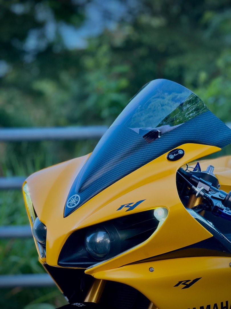 Yamaha YZF R1 Crossplane , Motorbikes on Carousell