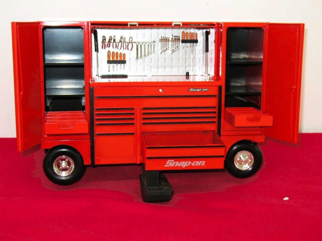 Die-cast Tool Wagon稀有收藏家項目1：8比例壓鑄工具箱/貨車模型, 興趣及遊戲, 玩具 & 遊戲類 - Carousell