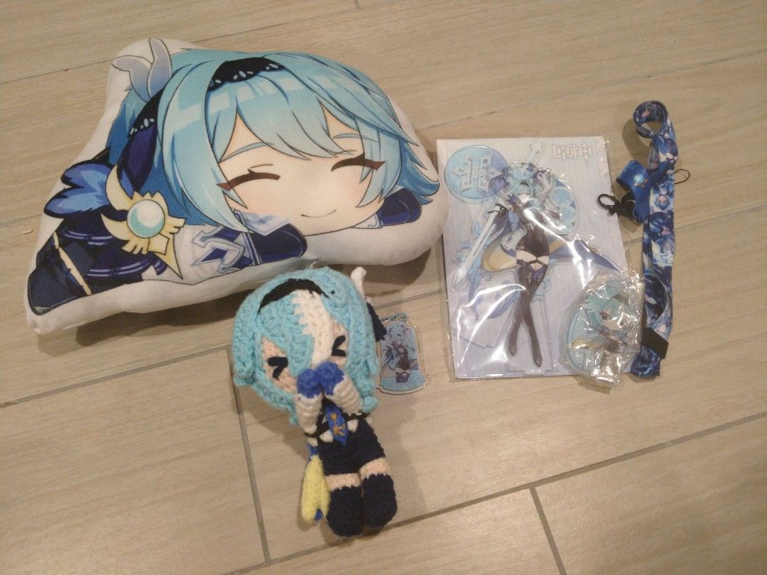 Eula Lawrence Genshin impact Mihoyo merchandise set (standee, lanyard ...