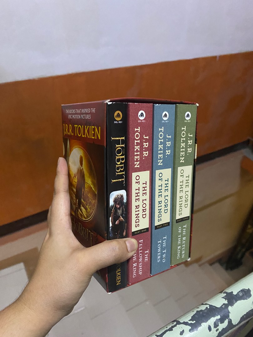 Hobbit & LOTR, Hobbies & Toys, Books & Magazines, Fiction & Non-Fiction ...