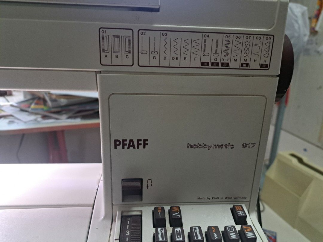 Pfaff 917 衣車, 家庭電器, 其他家庭電器 - Carousell