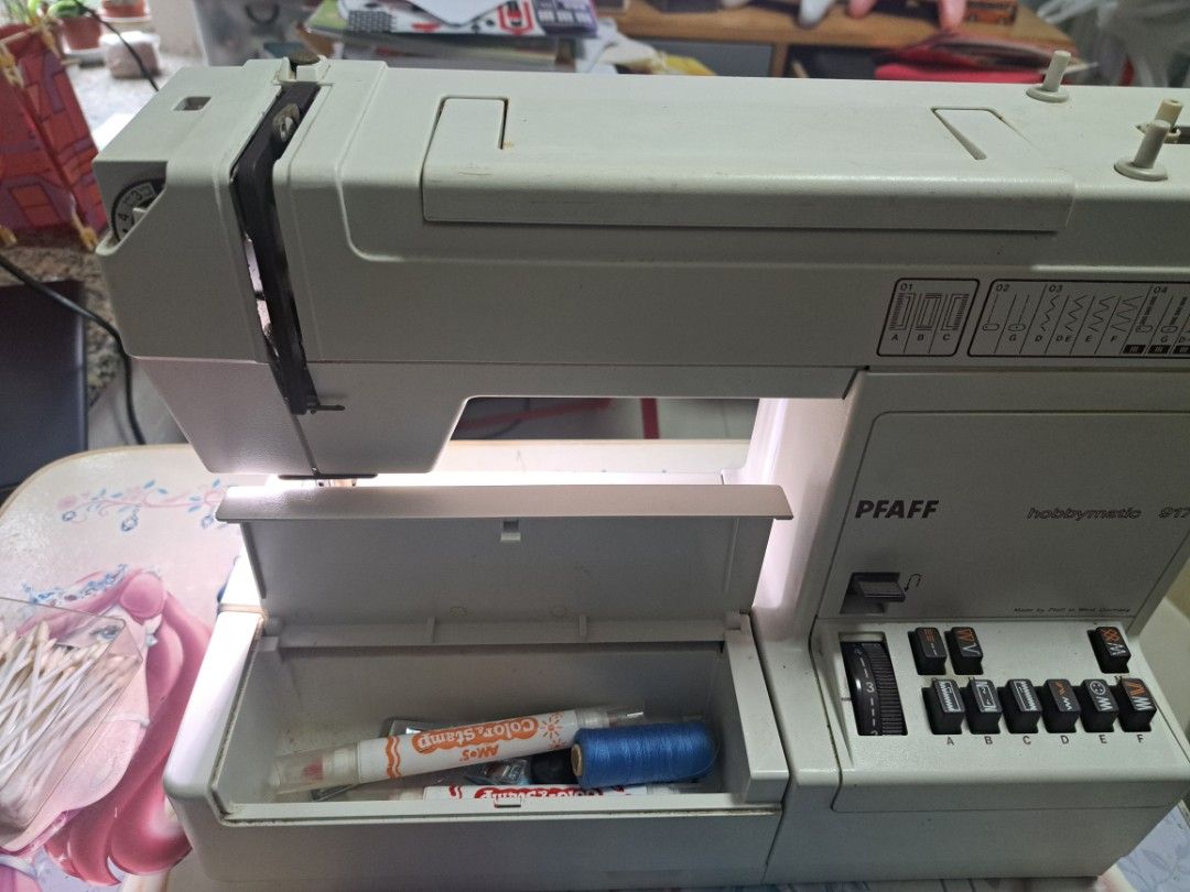 Pfaff 917 衣車, 家庭電器, 其他家庭電器 - Carousell