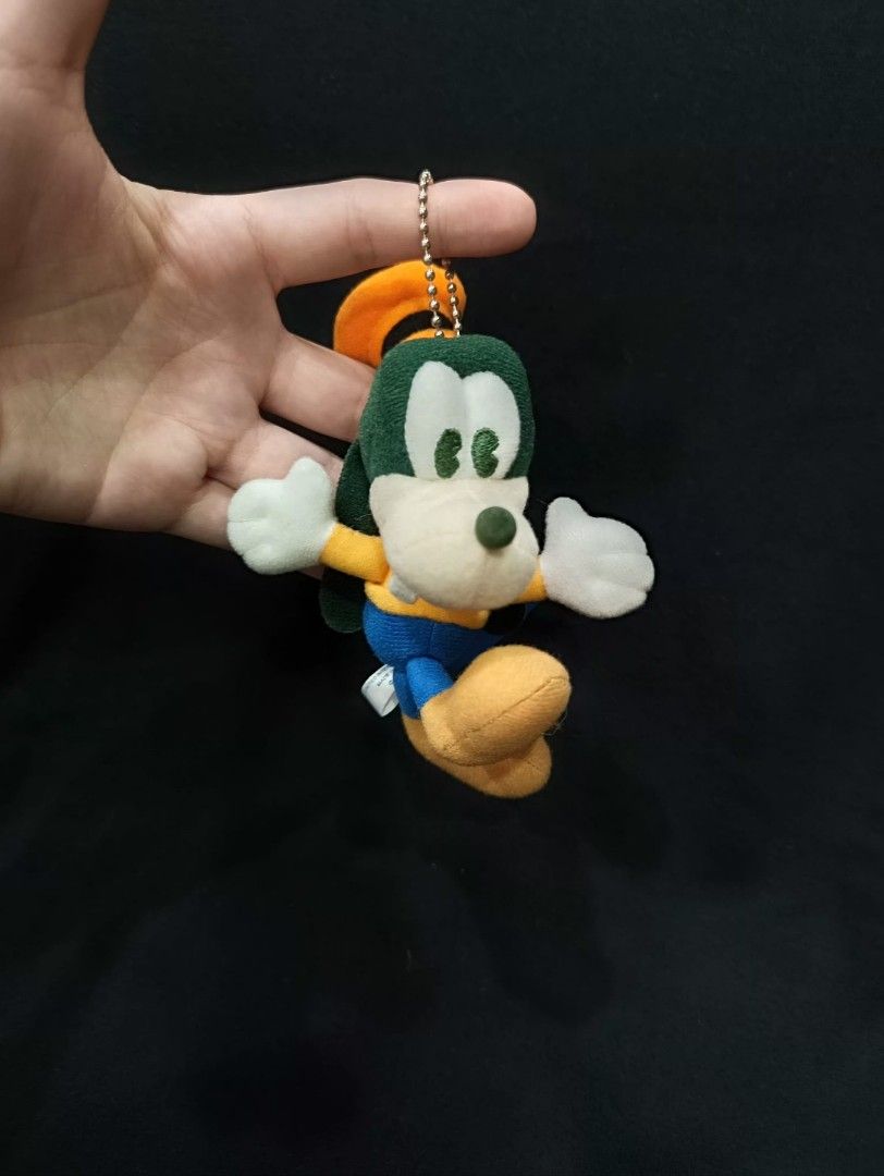 Disney Goofy Cross Legged Charm, Hobbies & Toys, Toys & Games on Carousell