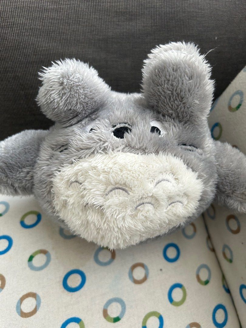 Totoro plush boneka totoro plushie ghibli, Toys & Collectibles, Mainan ...