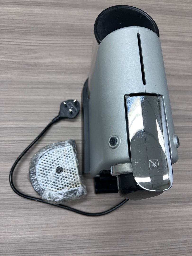 二手 nespresso c112 1007 coffee machine Platinum C 不鏽鋼咖啡機 咖啡機, 家庭電器, 其他家庭 ...