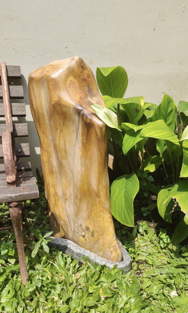 Batu alam dan fosil kayu, Antik, Lainnya di Carousell