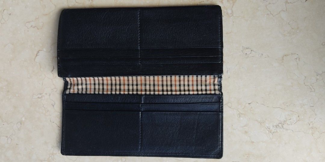DAKS LONDON Leather wallet, Men's Fashion, Bags, Belt bags, Clutches ...