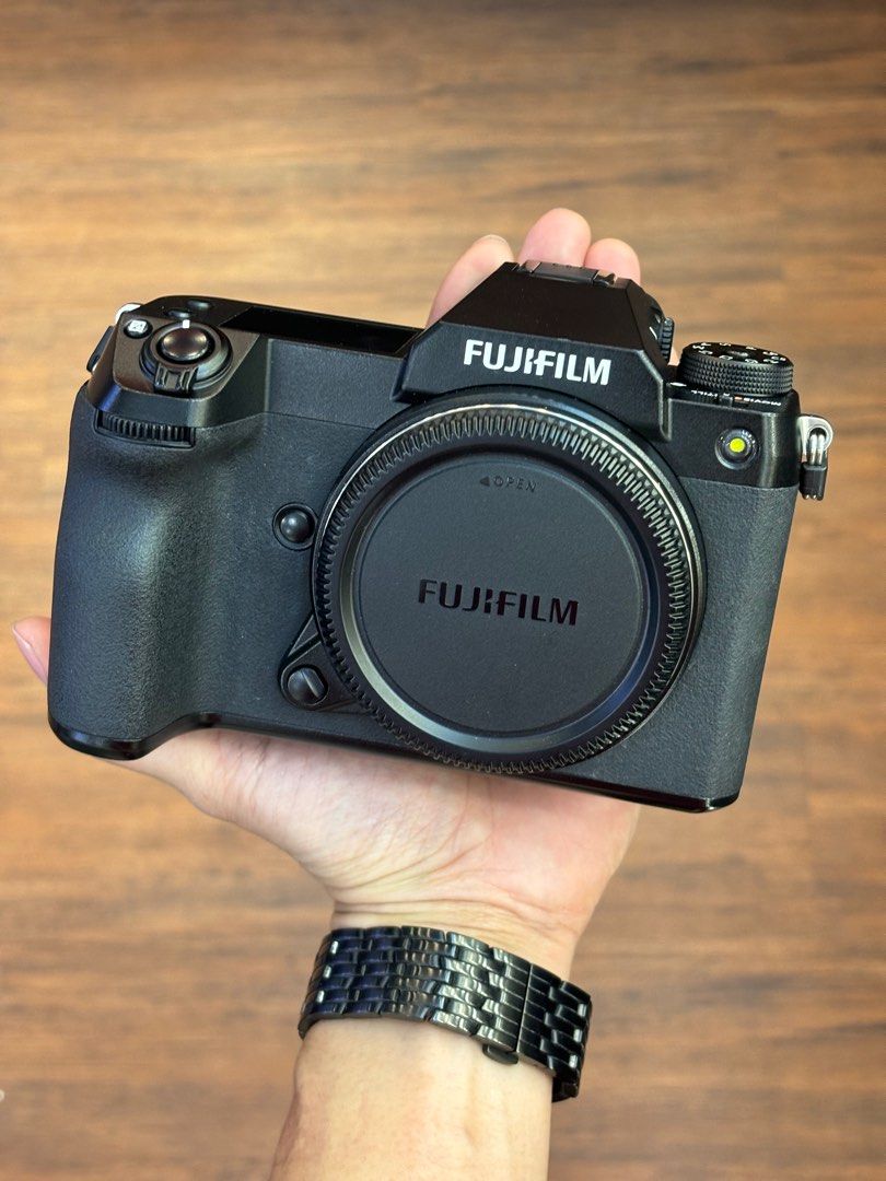 FUJIFILM GFX 100S BODY, Photography, Cameras on Carousell
