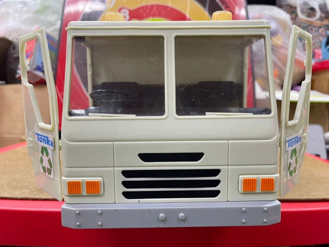 Go Green Garbage Truck, Hobbies & Toys, Toys & Games on Carousell