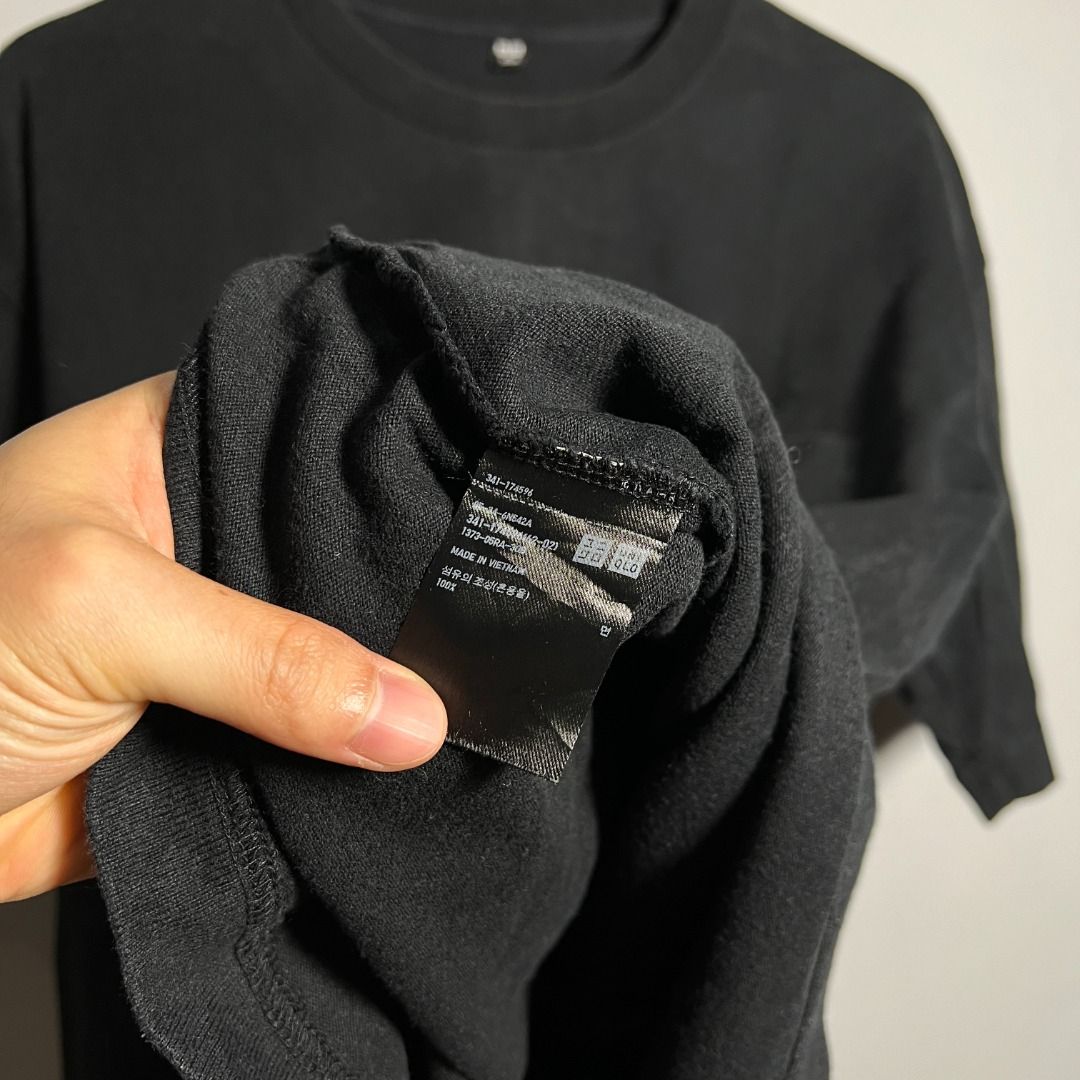 JL-04 Uniqlo Men's Oversized Pocket Shirt 'Black', Men's Fashion, Tops & Sets, Tshirts & Polo ...