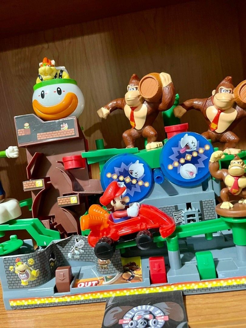 Mario Set ( Authentic), Hobbies & Toys, Toys & Games on Carousell
