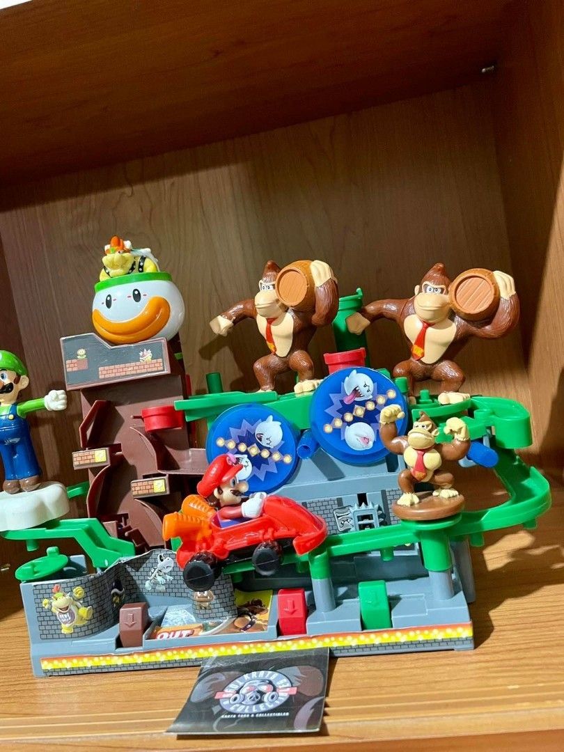 Mario Set ( Authentic), Hobbies & Toys, Toys & Games on Carousell