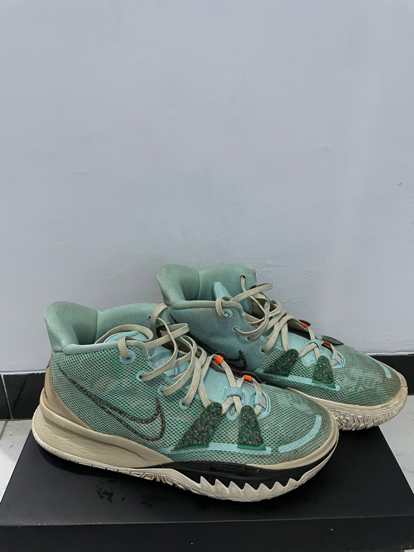 Nike Kyrie 7 EP Copa + box lengkap, Olah Raga, Baju Olahraga di Carousell
