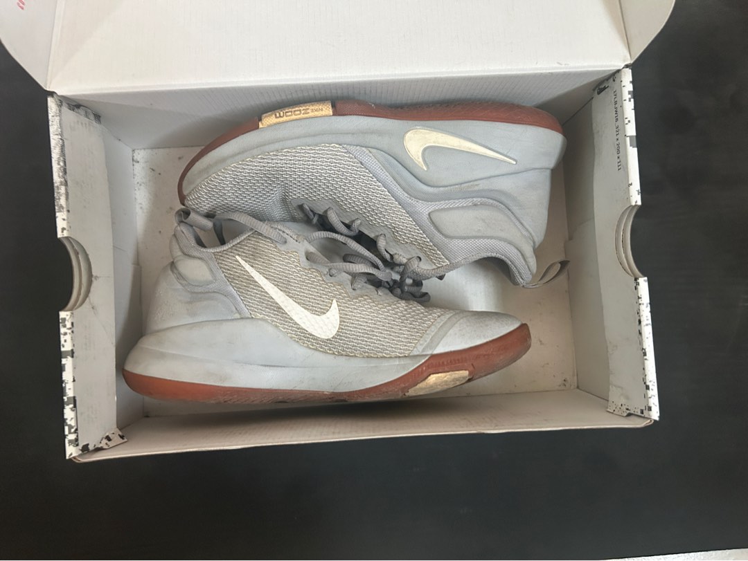 Nike lebron witness (Kids), Men's Fashion, Footwear, Sneakers on Carousell