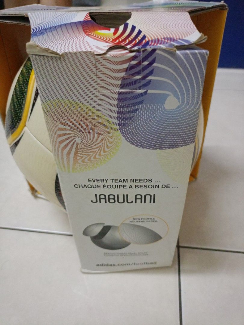 OFFICIAL MATCH BALL OF THE 2010 FIFA WORLD CUP JABULANI, Sports Equipment, Sports & Games ...