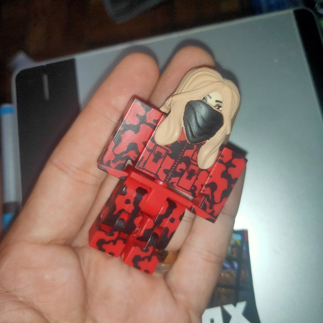 Roblox series 12 mini figure, Hobbies & Toys, Toys & Games on Carousell