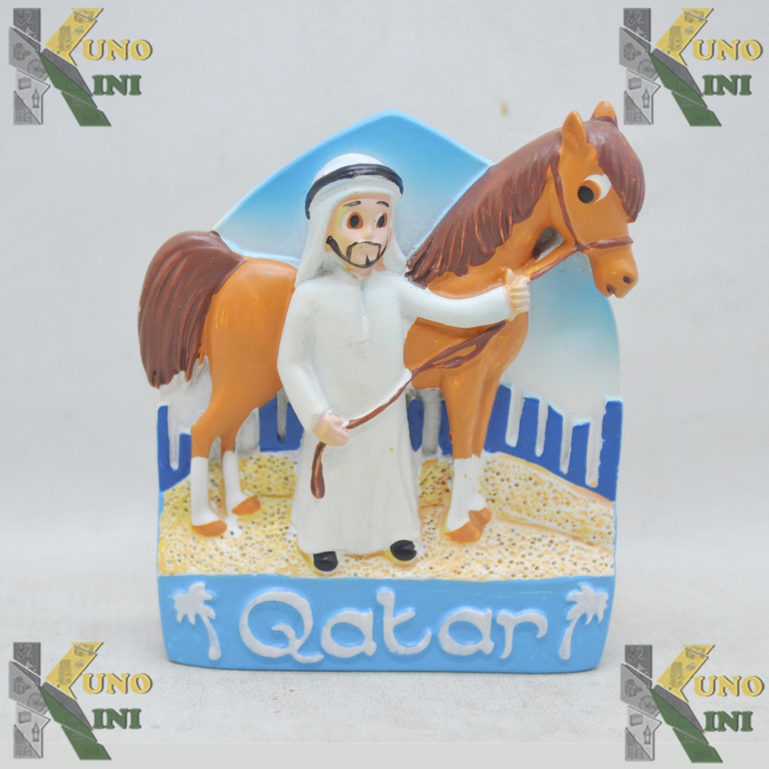 TEMPELAN MAGNET QATAR, Original from U.A.E, Antik, Pajangan di Carousell