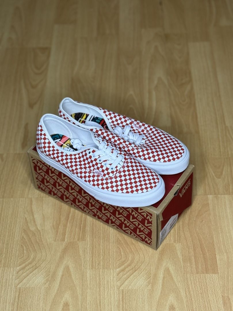 Vans Authentic Van Doren Red White, Fesyen Pria, Sepatu , Sneakers di ...