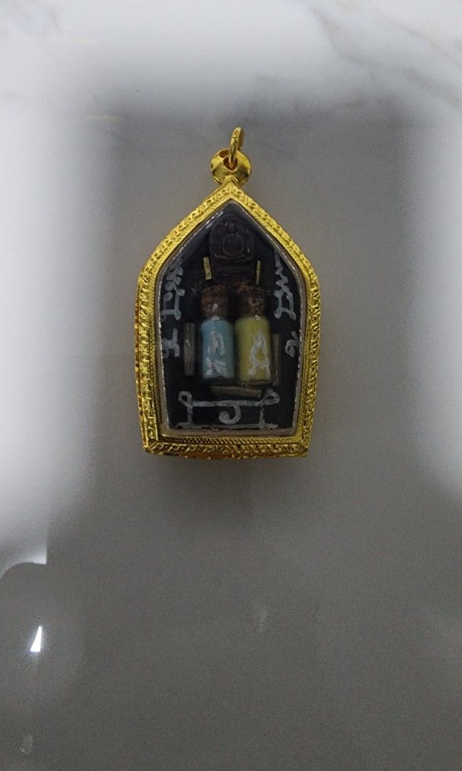 Aj fon locket Aj Tik amulet, Hobbies & Toys, Memorabilia & Collectibles ...