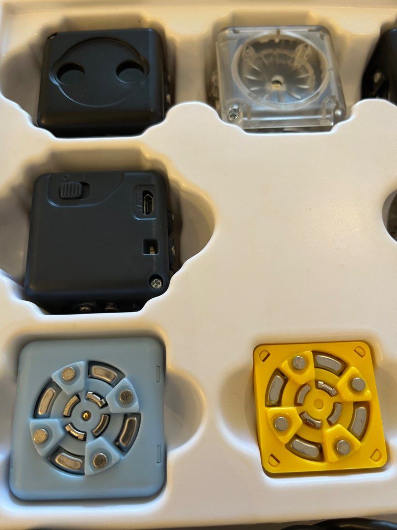 Modular Robotics Cubelets Discovery Set, Hobbies & Toys, Toys & Games ...