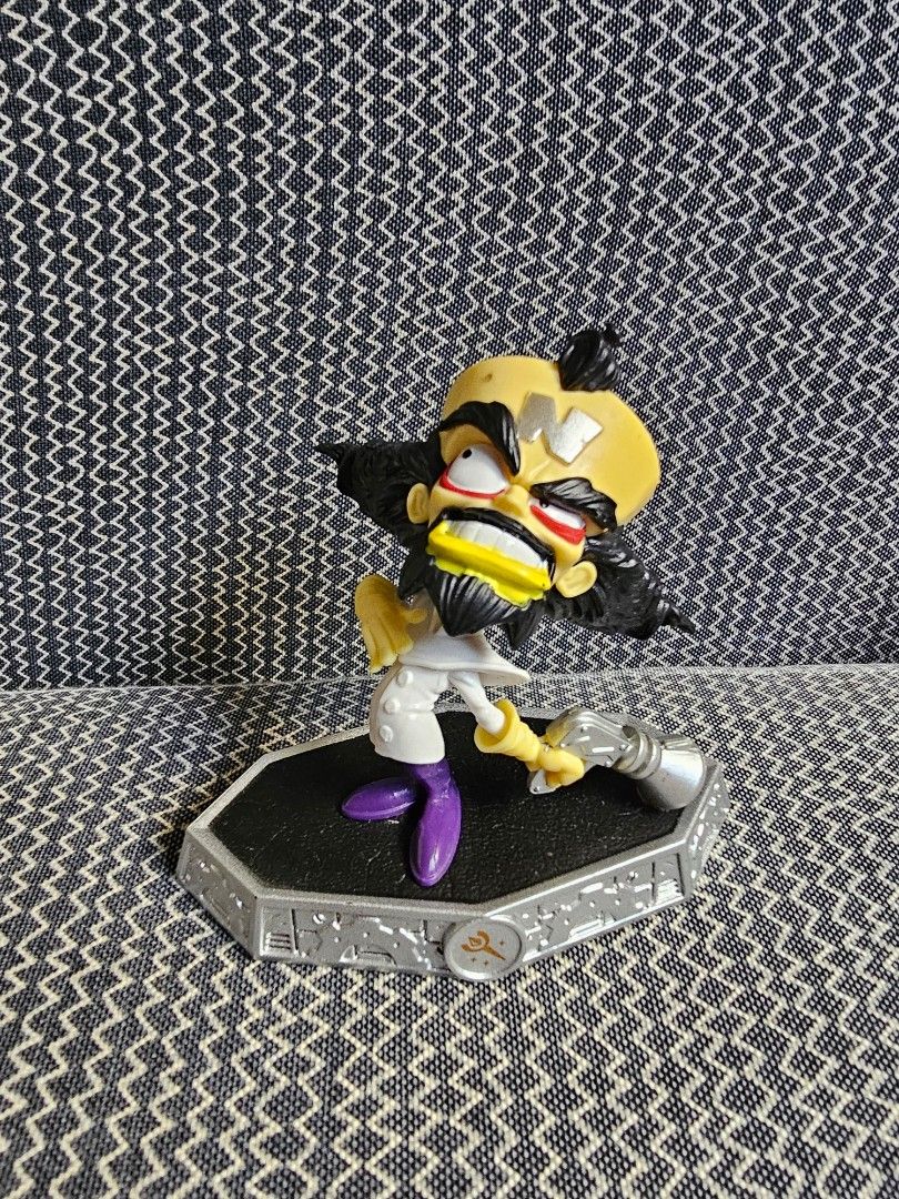 Dr. Nitro Figure Crash Bandicoot Villain Skylanders Imaginators ...