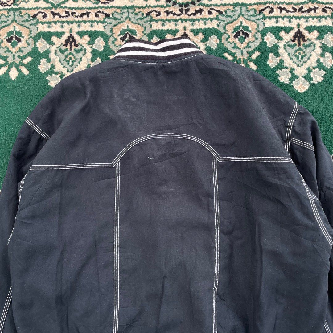 L&B varsity jacket boxy cut, Fesyen Pria, Pakaian , Baju Luaran di ...