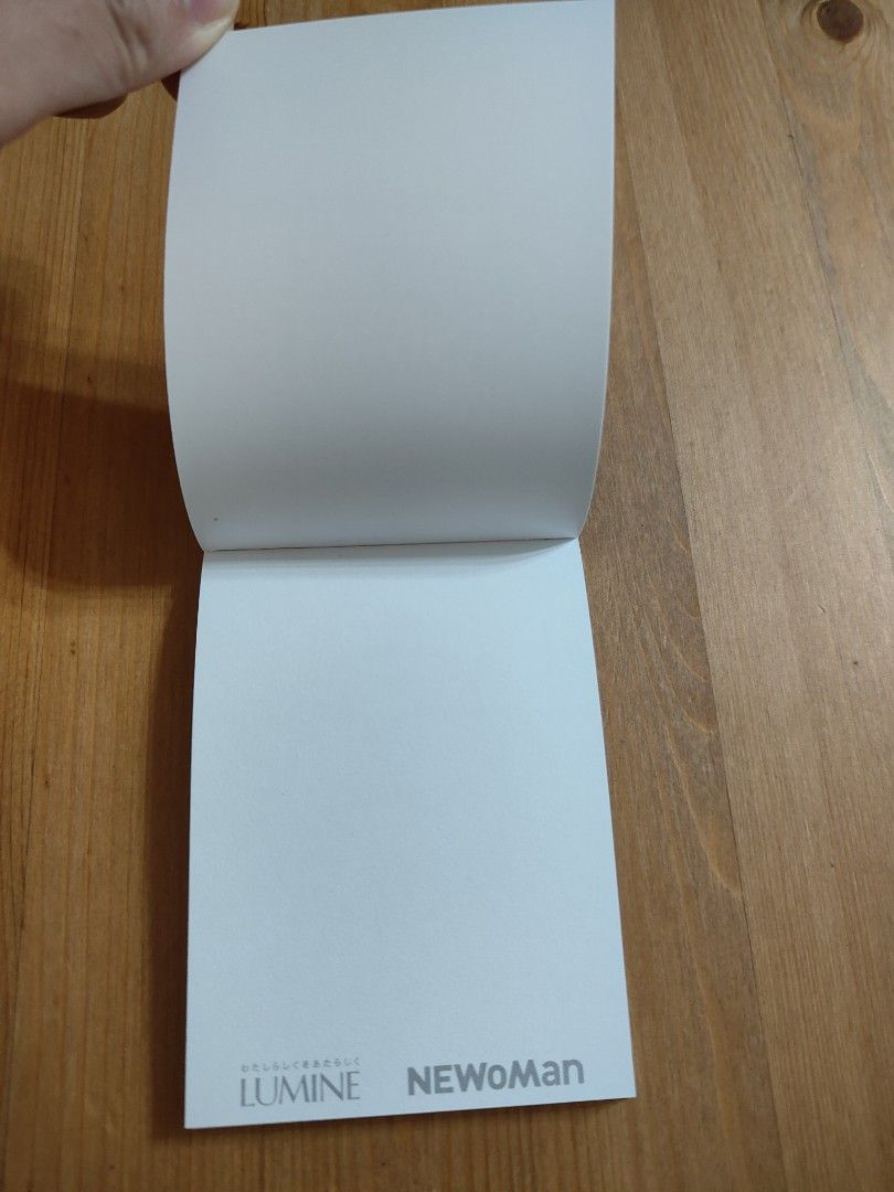 全新日本LUMINE NEWoMan可愛便條紙 1本, 興趣及遊戲, 文具及工藝, 文具及上學用品在旋轉拍賣