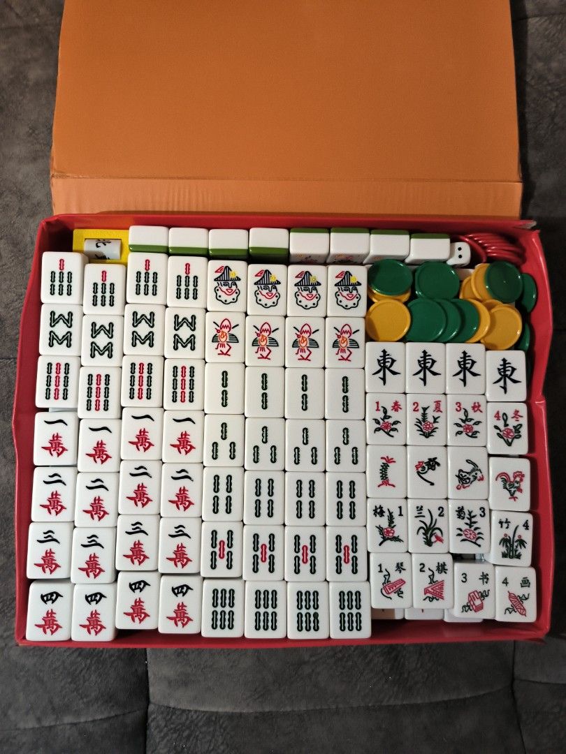 Mahjong full set with chips, Hobbies & Toys, Toys & Games on Carousell