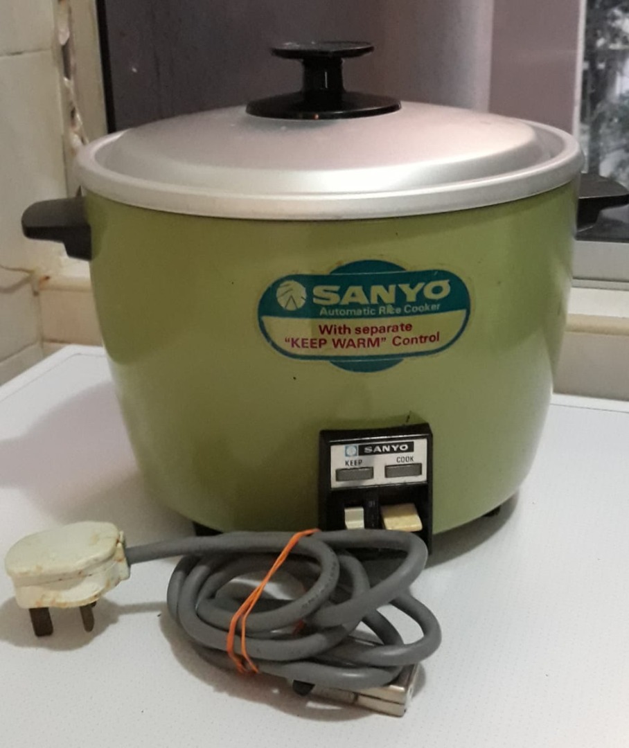 SANYO Vintage Rice Cooker Model EC-23N @ 2L, TV & Home Appliances ...