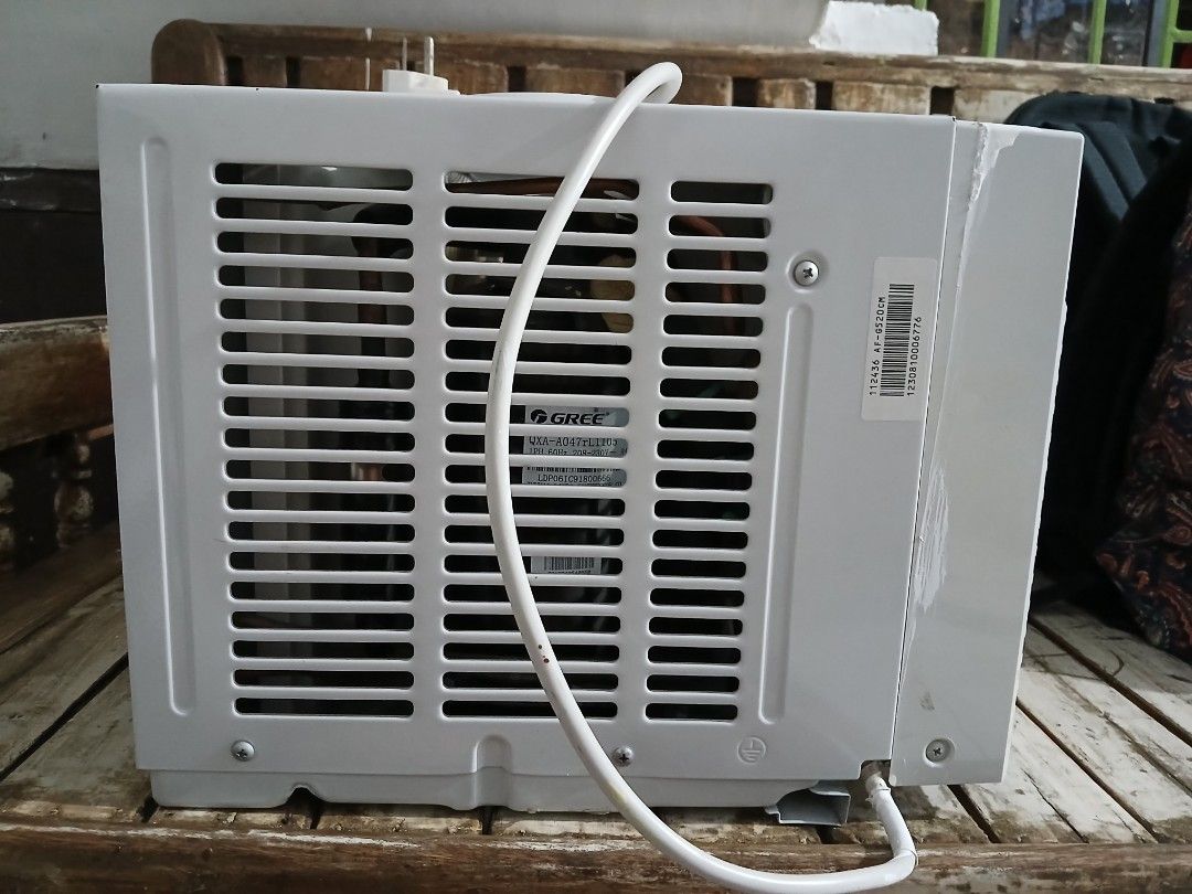 SHARP WINDOW TYPE AIRCON, TV & Home Appliances, Air Conditioning and ...